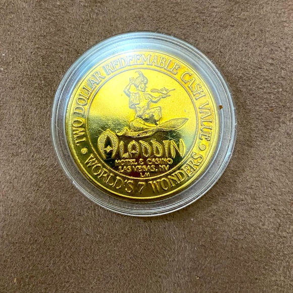 aladdin | Accessories | Rare Aladdin Casino Seven Wonders Eiffel Tower ...